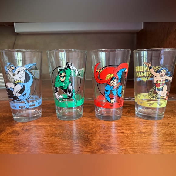 Marvel | Dining | Set 4 Icup Dc Comics Justice League Pint Glass Batman ...